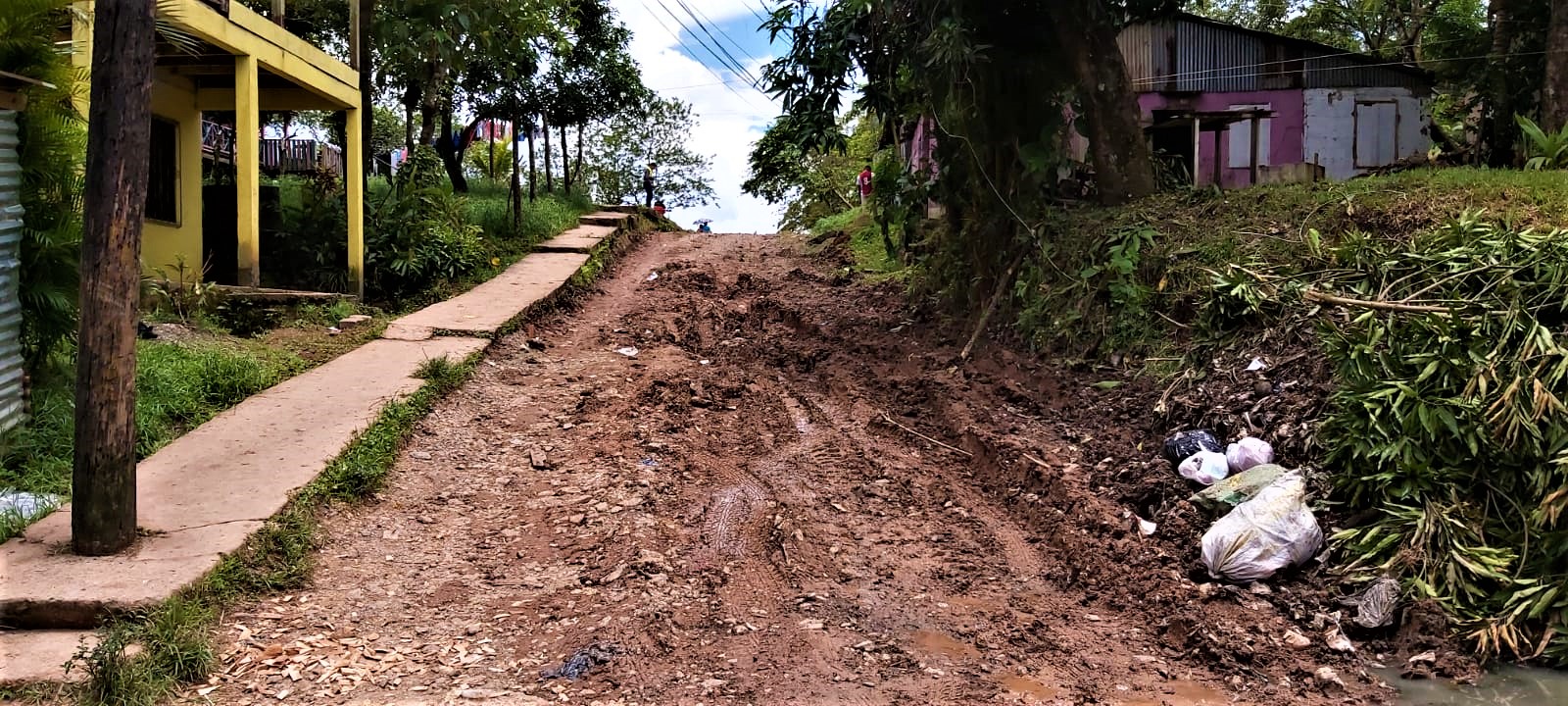 Vecinos tendrán sus 100 metros de calle - Noticias Bluefields