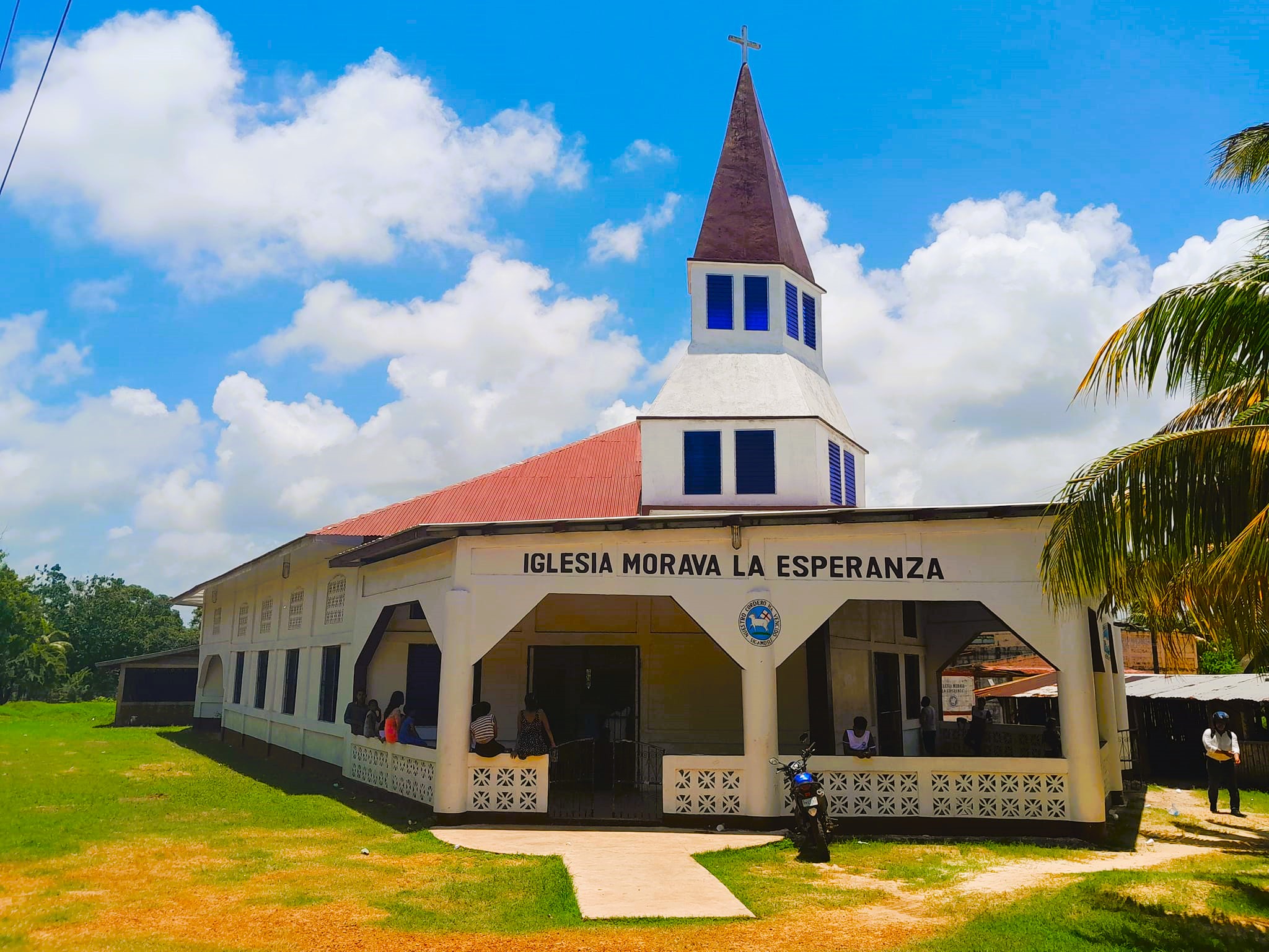 Moravian lâkri ba ri regime kum sa, yumalma wal as lasa ukanira smalkra ...